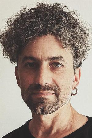 Adrián Suárez - FilmAffinity