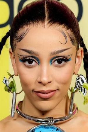 Doja Cat Tv Show 60 Photos - Moonagedaydream.film
