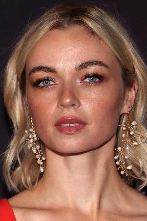 Jess Bush - FilmAffinity