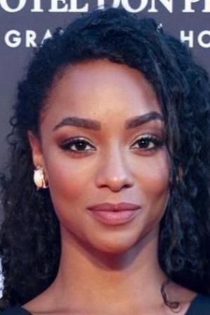 Ella Kweku - FilmAffinity