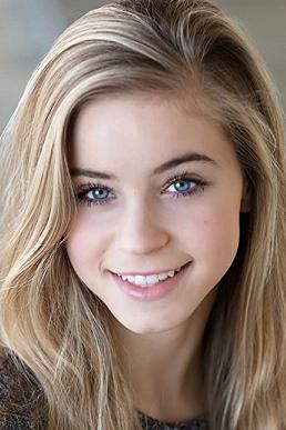 Alexa Blair Robertson - FilmAffinity