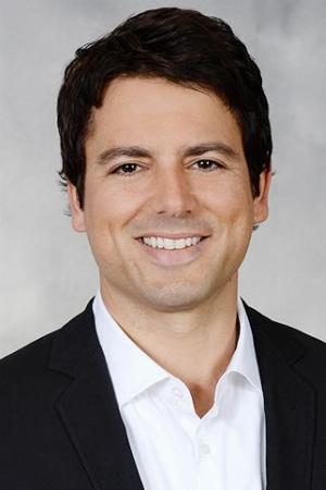 Drew Crevello - FilmAffinity