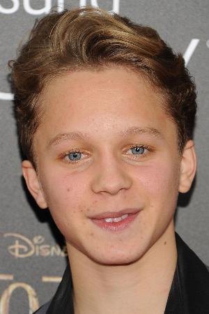 Daniel Huttlestone - FilmAffinity