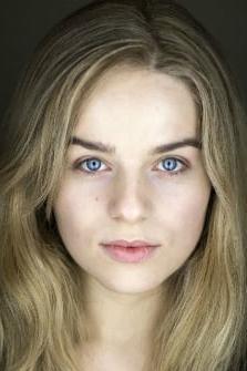 Taylor Lyons - FilmAffinity