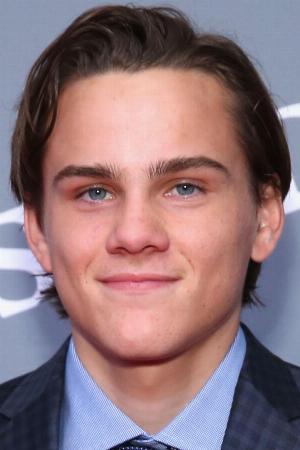 Alex Neustaedter - FilmAffinity