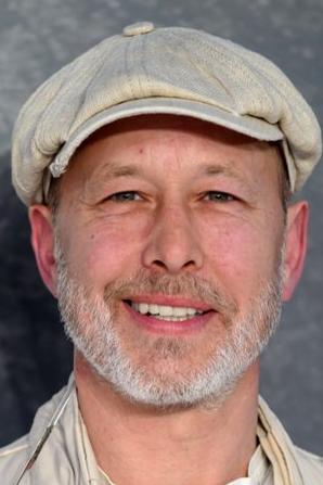 Daniel Betts - FilmAffinity