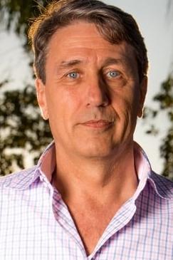 Steve Holmes - Filmaffinity