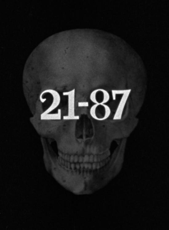 Sección visual de 21-87 (C) - FilmAffinity