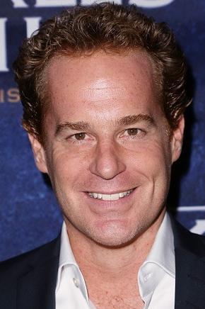 Adam James - FilmAffinity