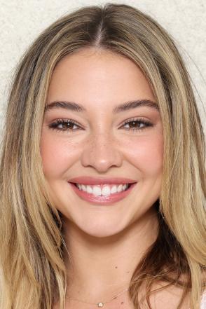 Madelyn Cline - Filmaffinity