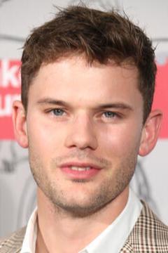 Jeremy Irvine - Filmaffinity