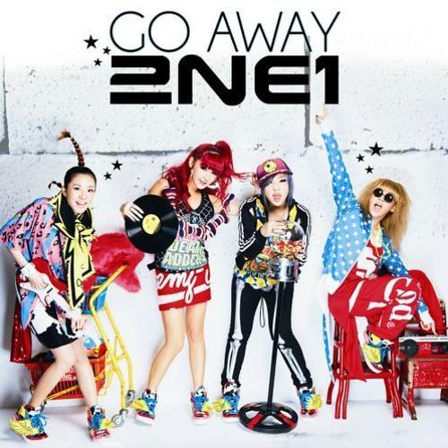 2NE1: Go Away (Vídeo musical) (2010) - FilmAffinity