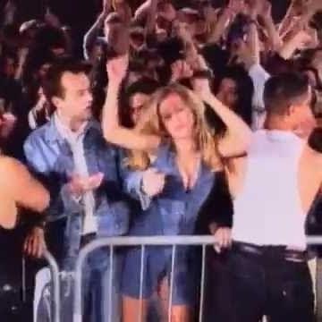 Sección visual de 883: Non sei Bob Dylan (Vídeo musical) - FilmAffinity