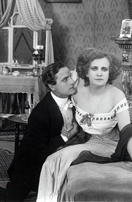 Image gallery for A Bride of Death - FilmAffinity