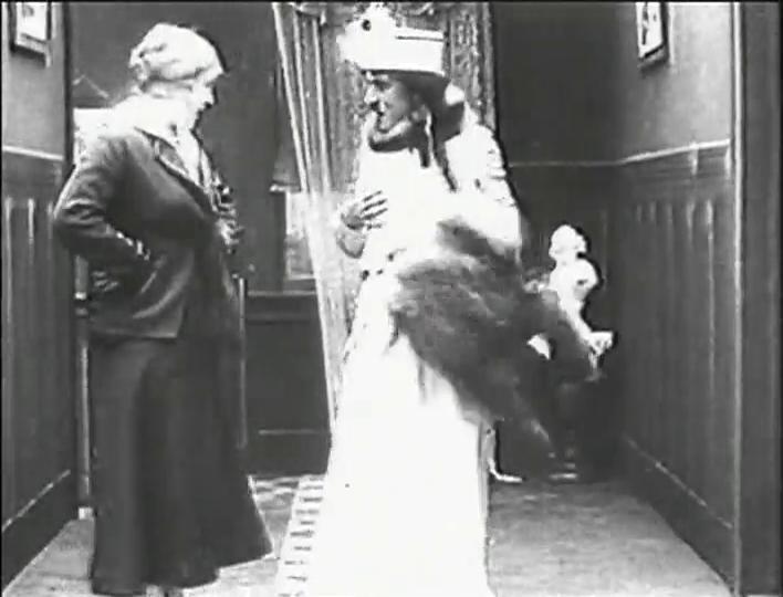 Image gallery for A Woman (Charlie the Perfect Lady) - FilmAffinity