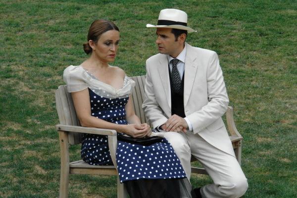 Image gallery for A las once (S) - FilmAffinity