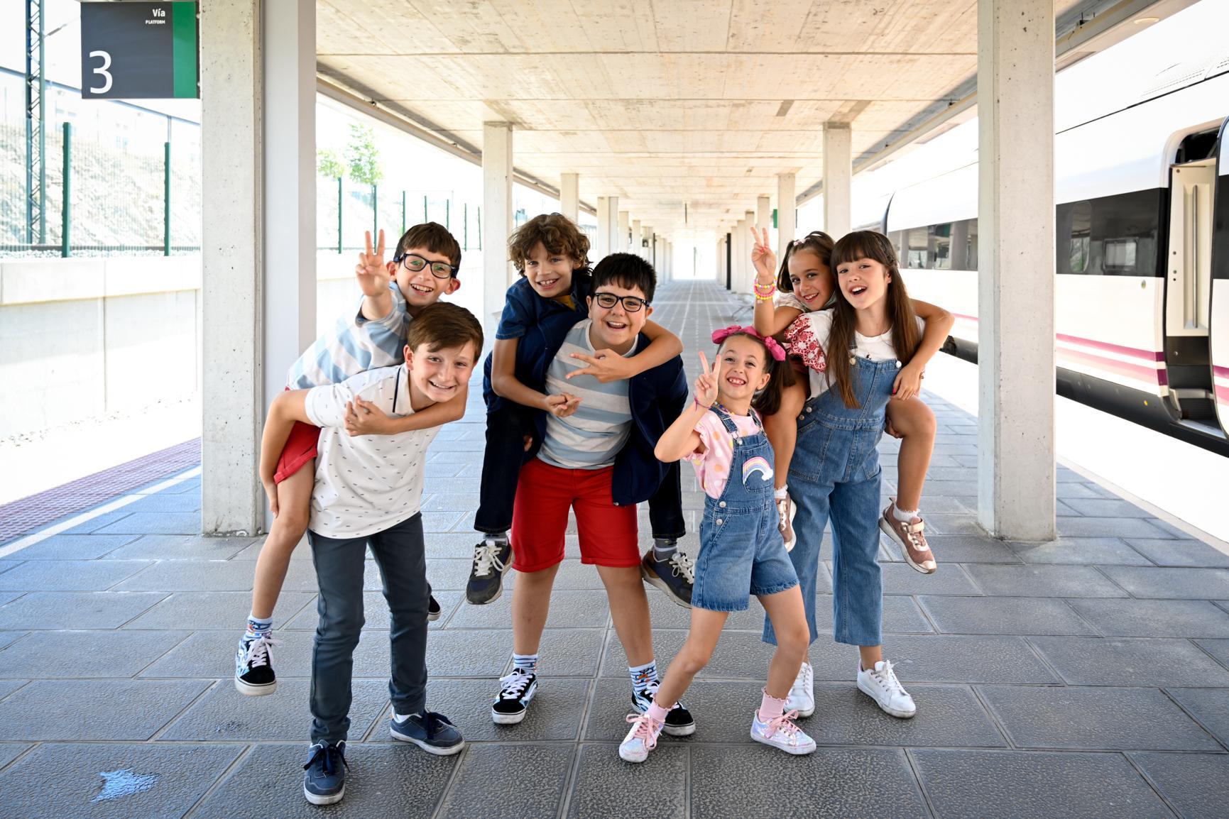 Sección visual de A todo tren 2: Ahora son ellas - FilmAffinity