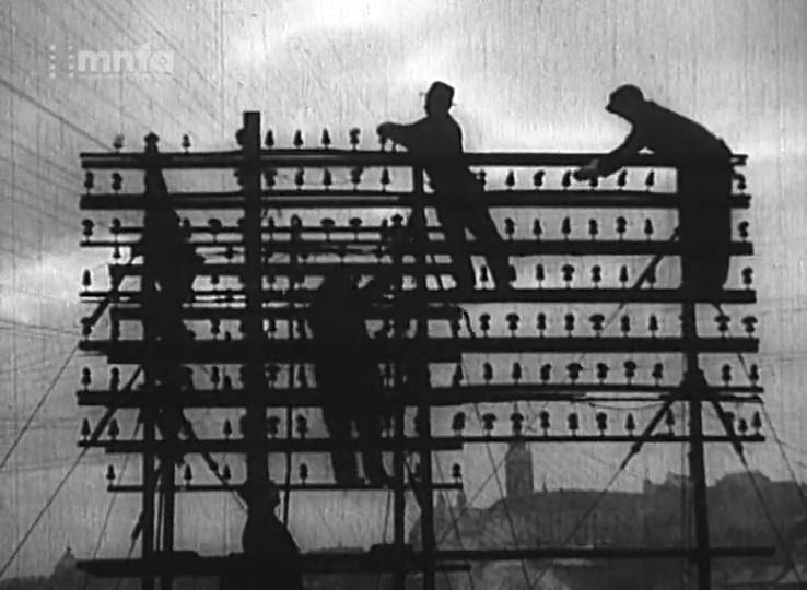 Image gallery for Acrobats at Work (S) - FilmAffinity