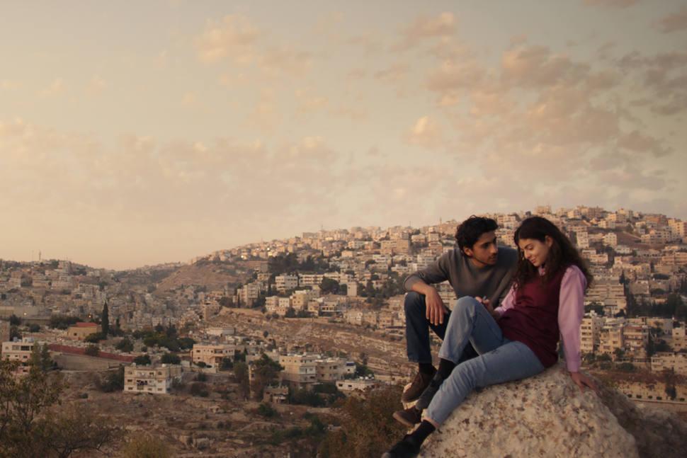 Image gallery for Amira - FilmAffinity