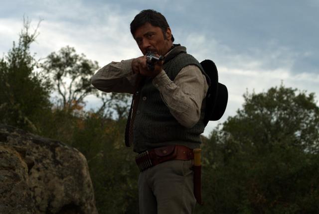 Image gallery for Among Wolves - FilmAffinity