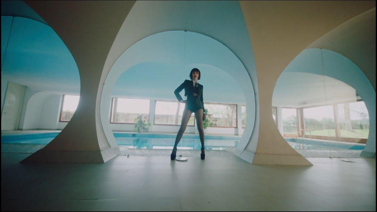 Image gallery for Annalisa: Mon Amour (Music Video) - FilmAffinity