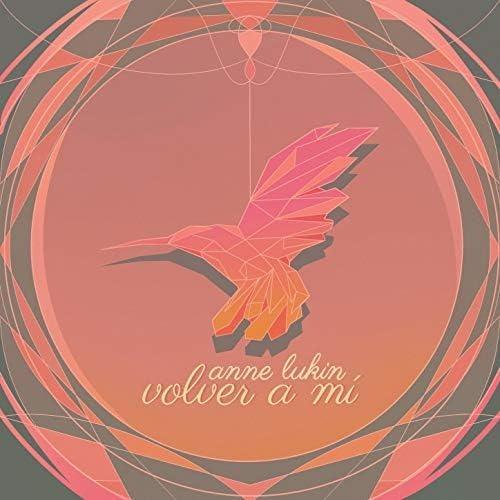 Image gallery for Anne Lukin: Volver a mí (Music Video) - FilmAffinity