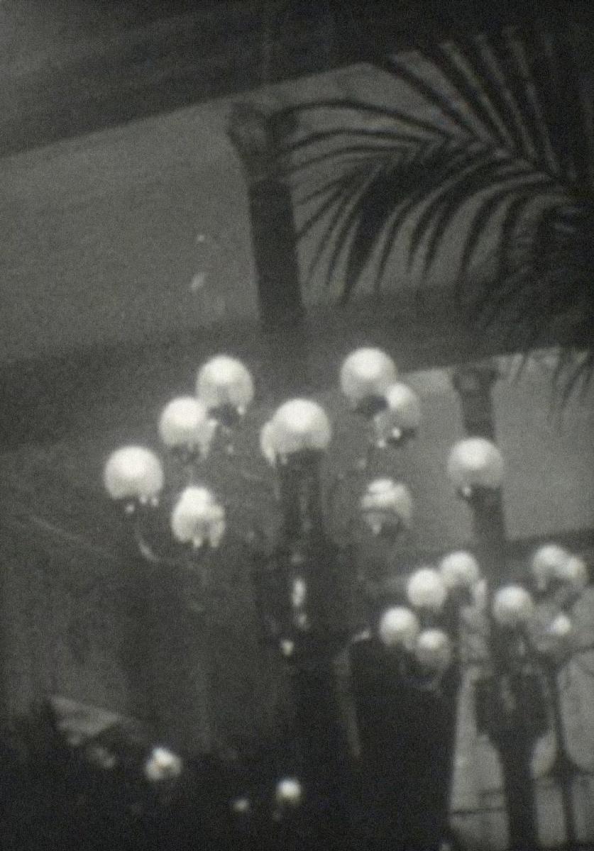 Sección visual de Apparition’s Moment (C) - FilmAffinity