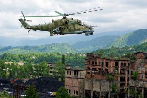 Image gallery for August 8 (August Eighth) - FilmAffinity