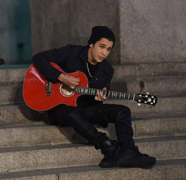 Image gallery for Austin Mahone: Shadow (Music Video) - FilmAffinity