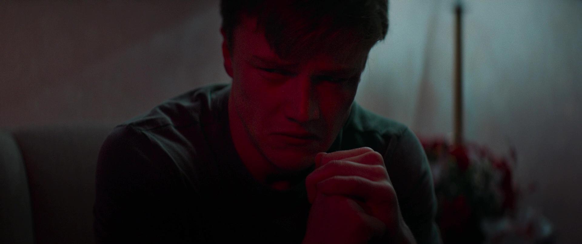 Sección visual de Await Further Instructions - FilmAffinity