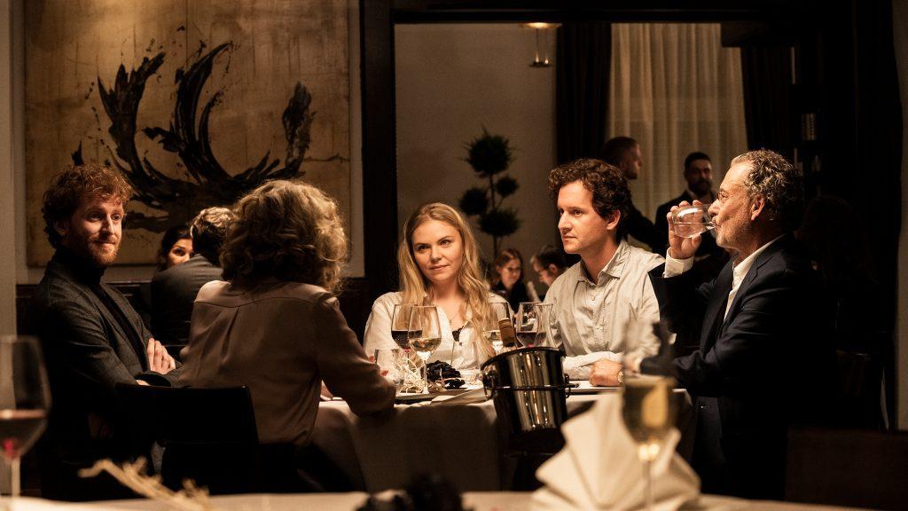 Image gallery for Axiom - FilmAffinity