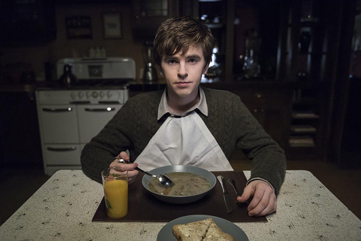 Sección visual de Bates Motel (Serie de TV) - FilmAffinity