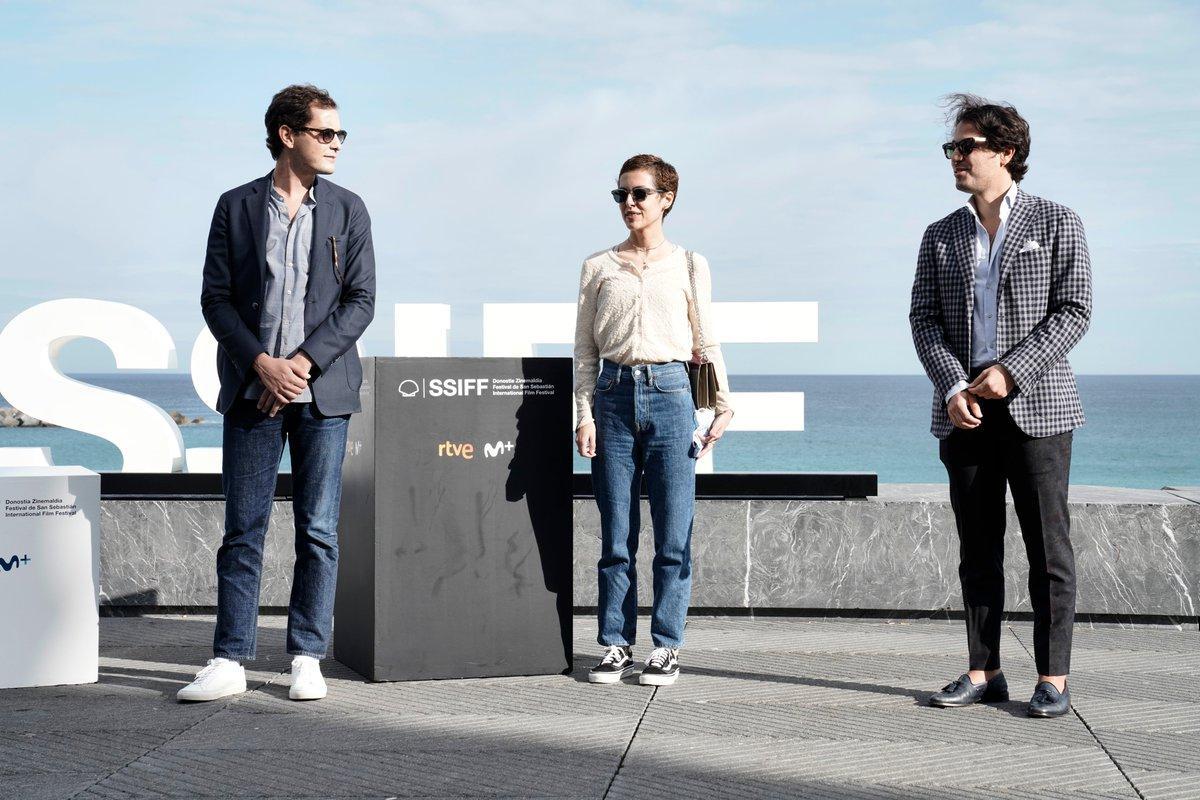 Image gallery for Beginning - FilmAffinity