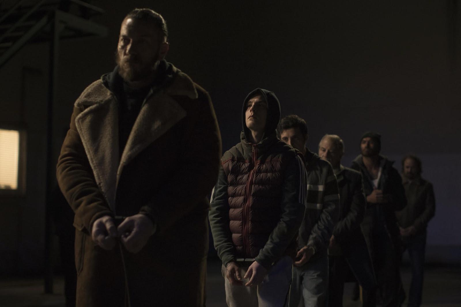 Image gallery for Below Zero - FilmAffinity