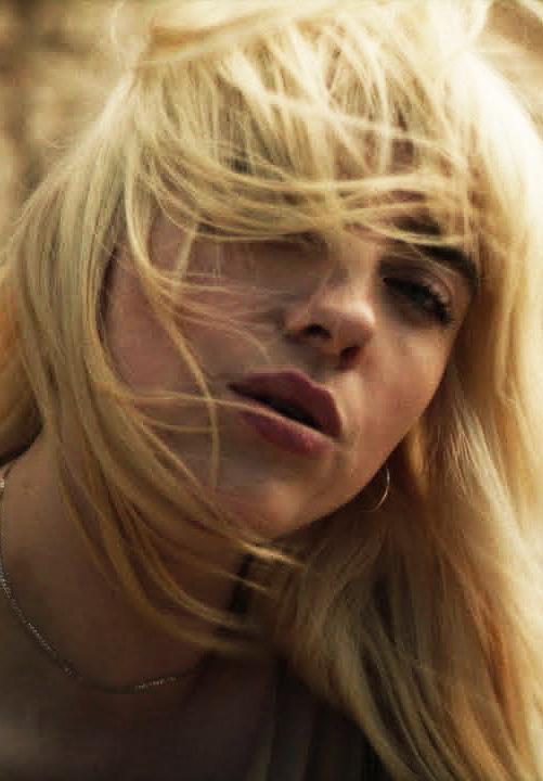 Image gallery for Billie Eilish: Your Power (Music Video) - FilmAffinity