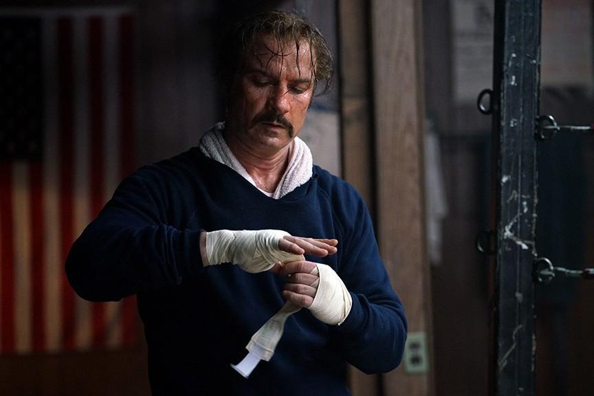Sección visual de Chuck (The Bleeder) - FilmAffinity