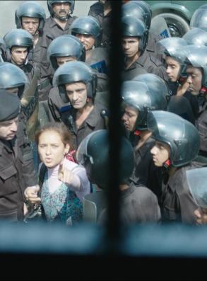 Image gallery for Clash - FilmAffinity