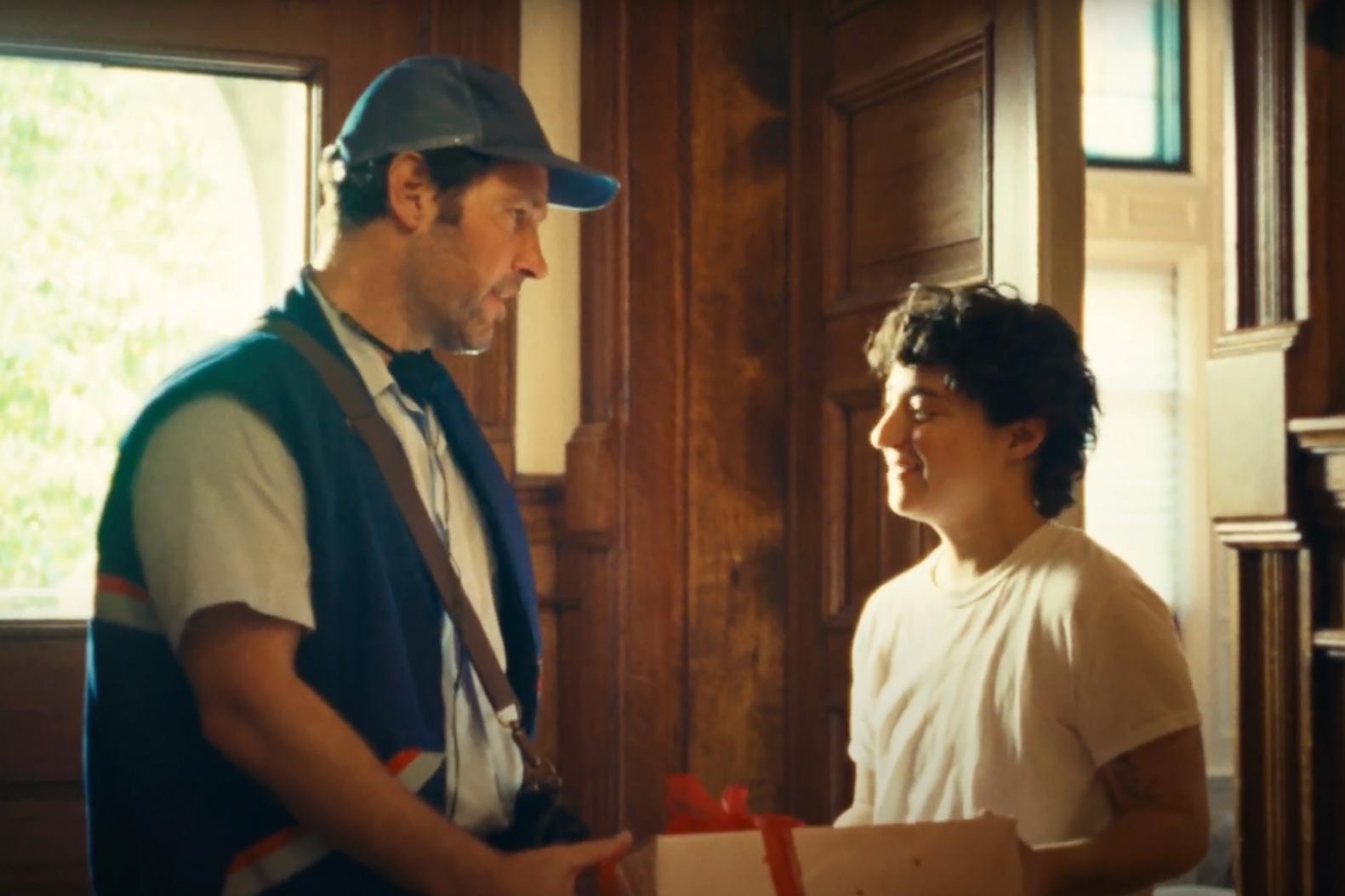 Sección visual de Claud: A Good Thing (Vídeo musical) - FilmAffinity