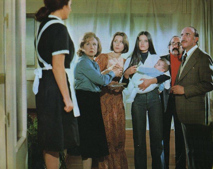 Sección visual de Colorín colorado - FilmAffinity