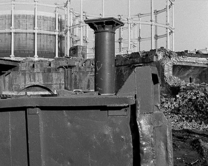 Image gallery for Columns (S) - FilmAffinity