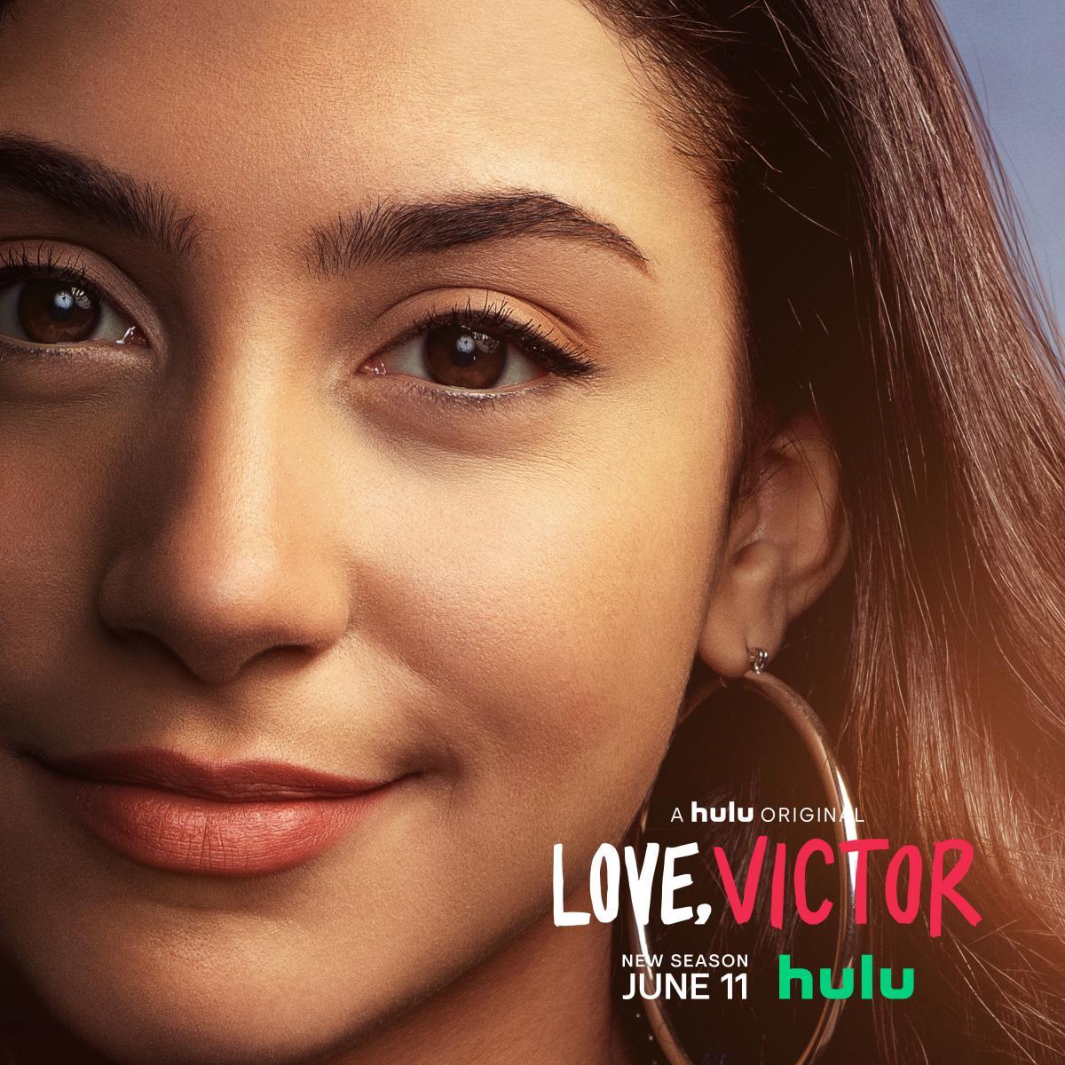 Sección visual de Con amor, Victor (Serie de TV) - FilmAffinity