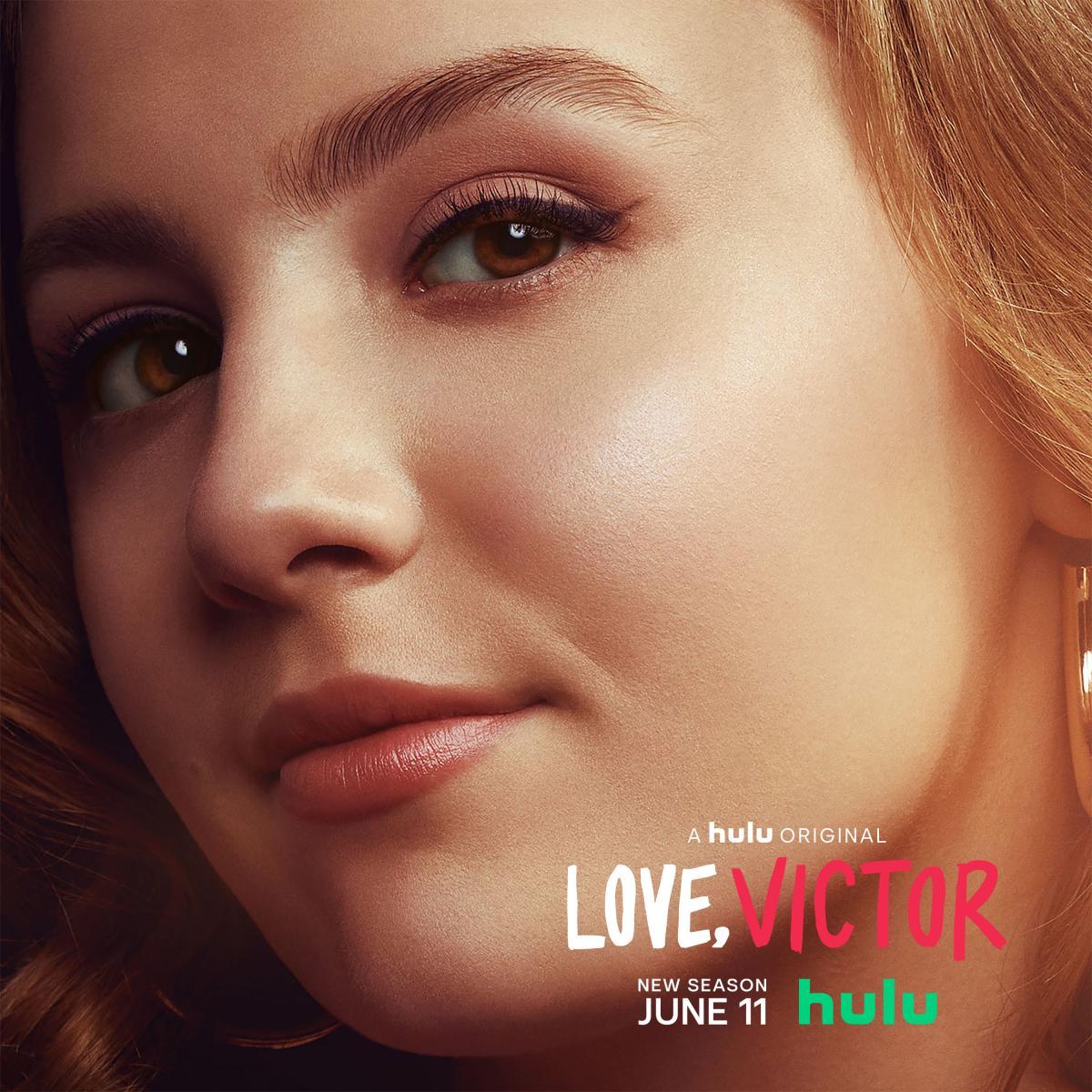 Sección visual de Con amor, Victor (Serie de TV) - FilmAffinity
