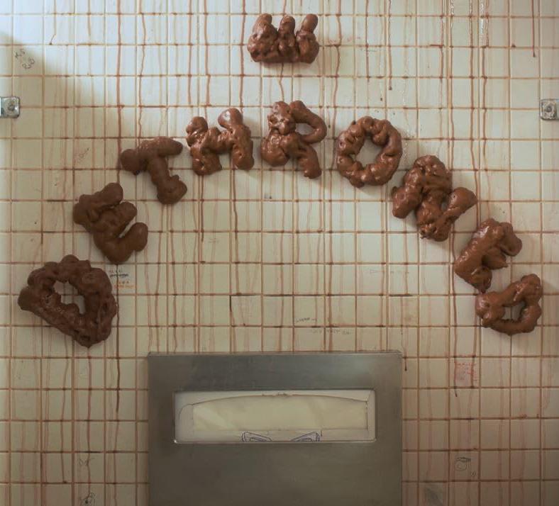 Image gallery for Dethroned (S) - FilmAffinity