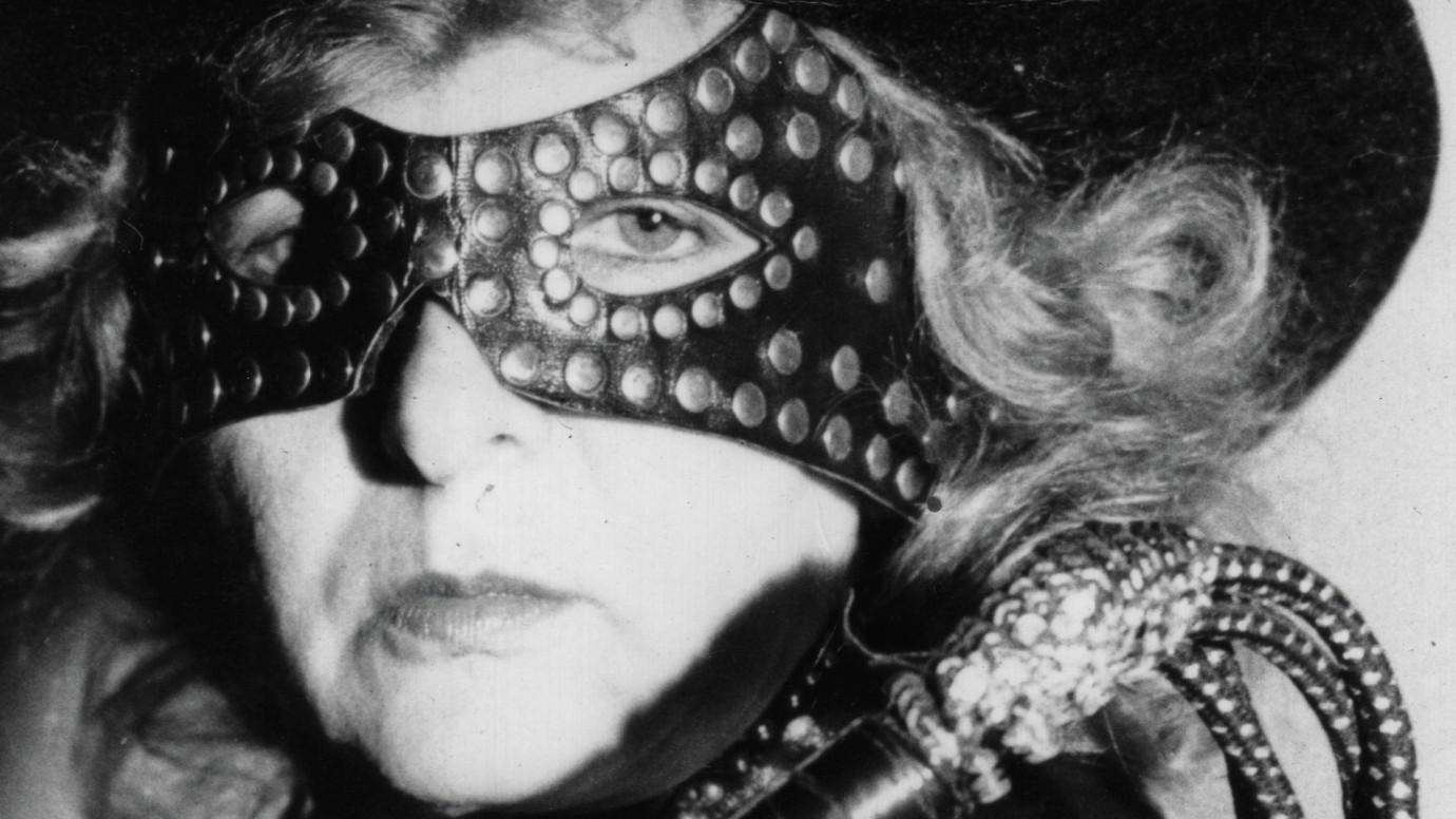 Image gallery for Divinely Evil - FilmAffinity