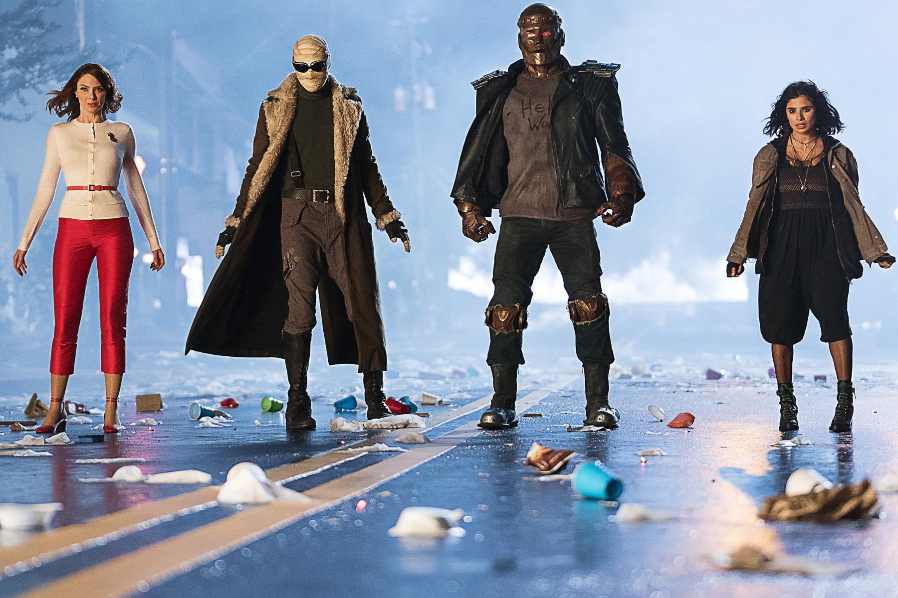 Sección visual de Doom Patrol (Serie de TV) - FilmAffinity