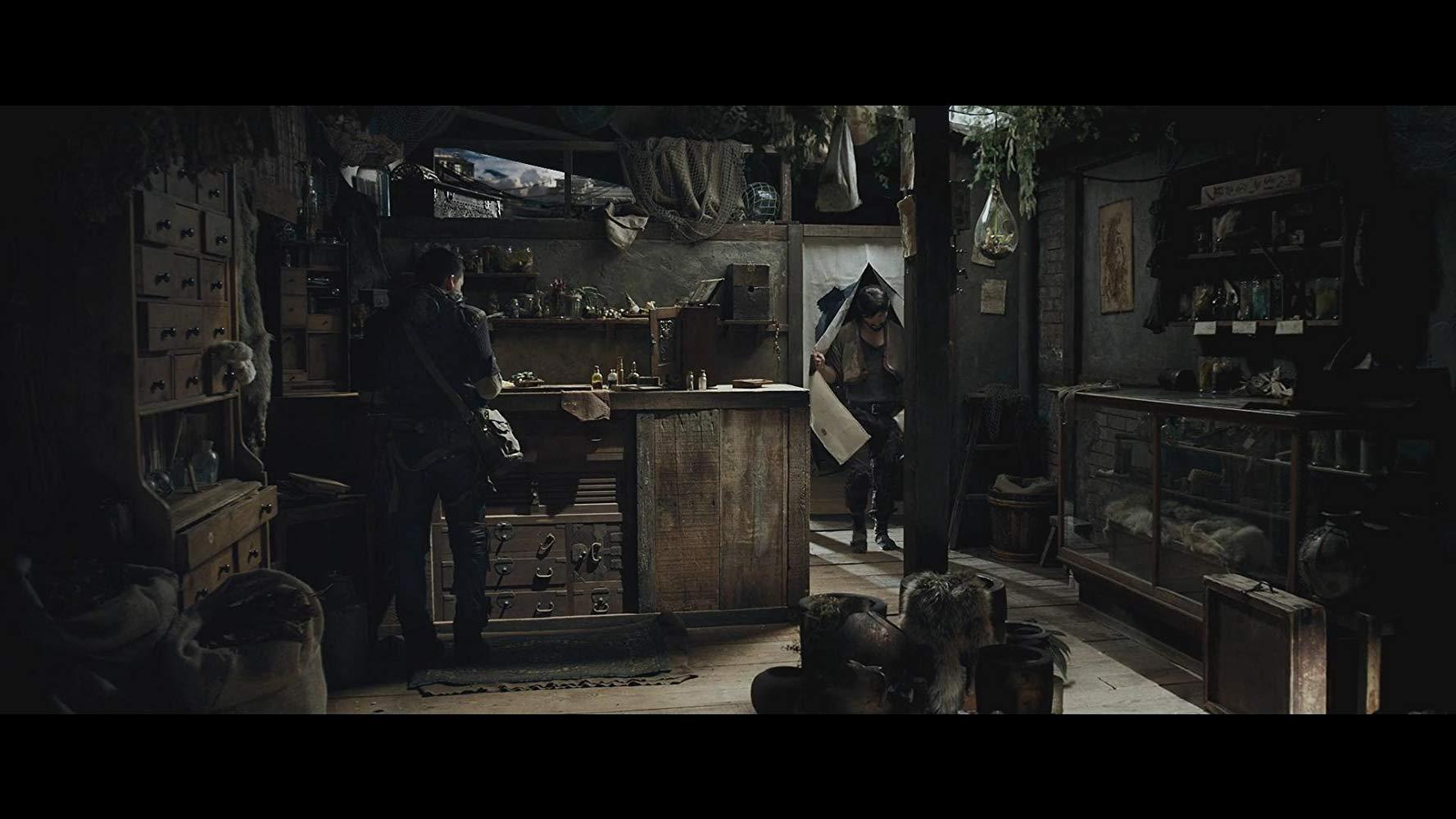 Sección visual de Dust (C) - FilmAffinity