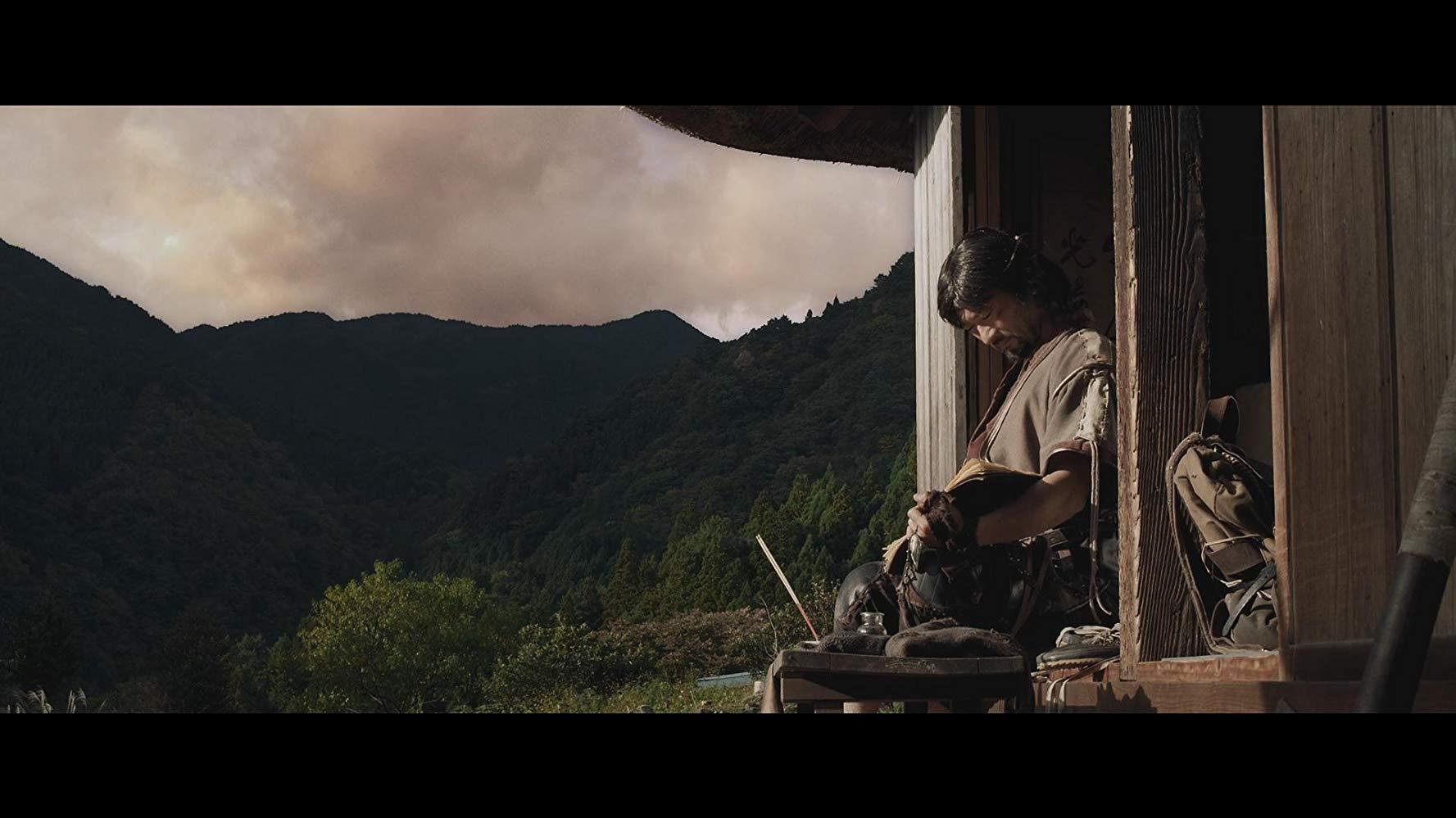 Sección visual de Dust (C) - FilmAffinity