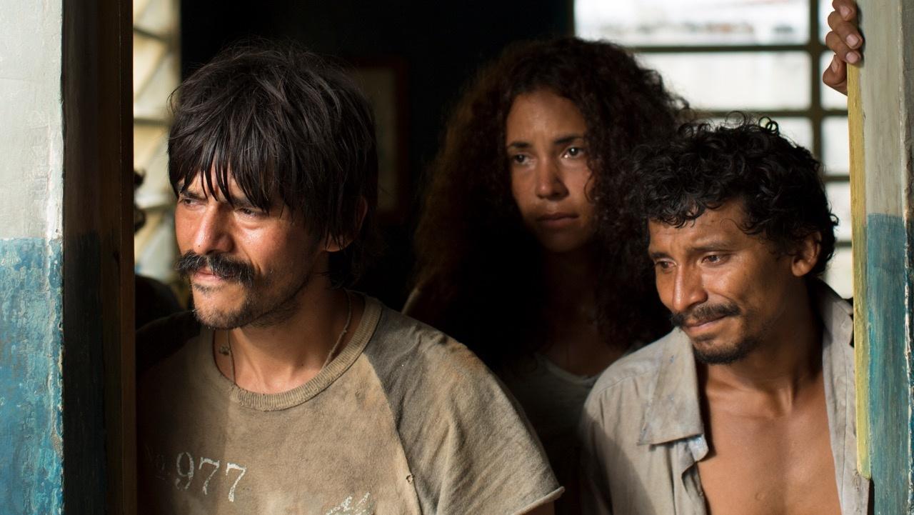 Image gallery for El amparo - FilmAffinity