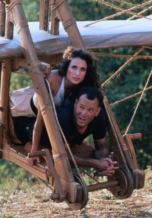 Sección visual de El gran halcón - FilmAffinity