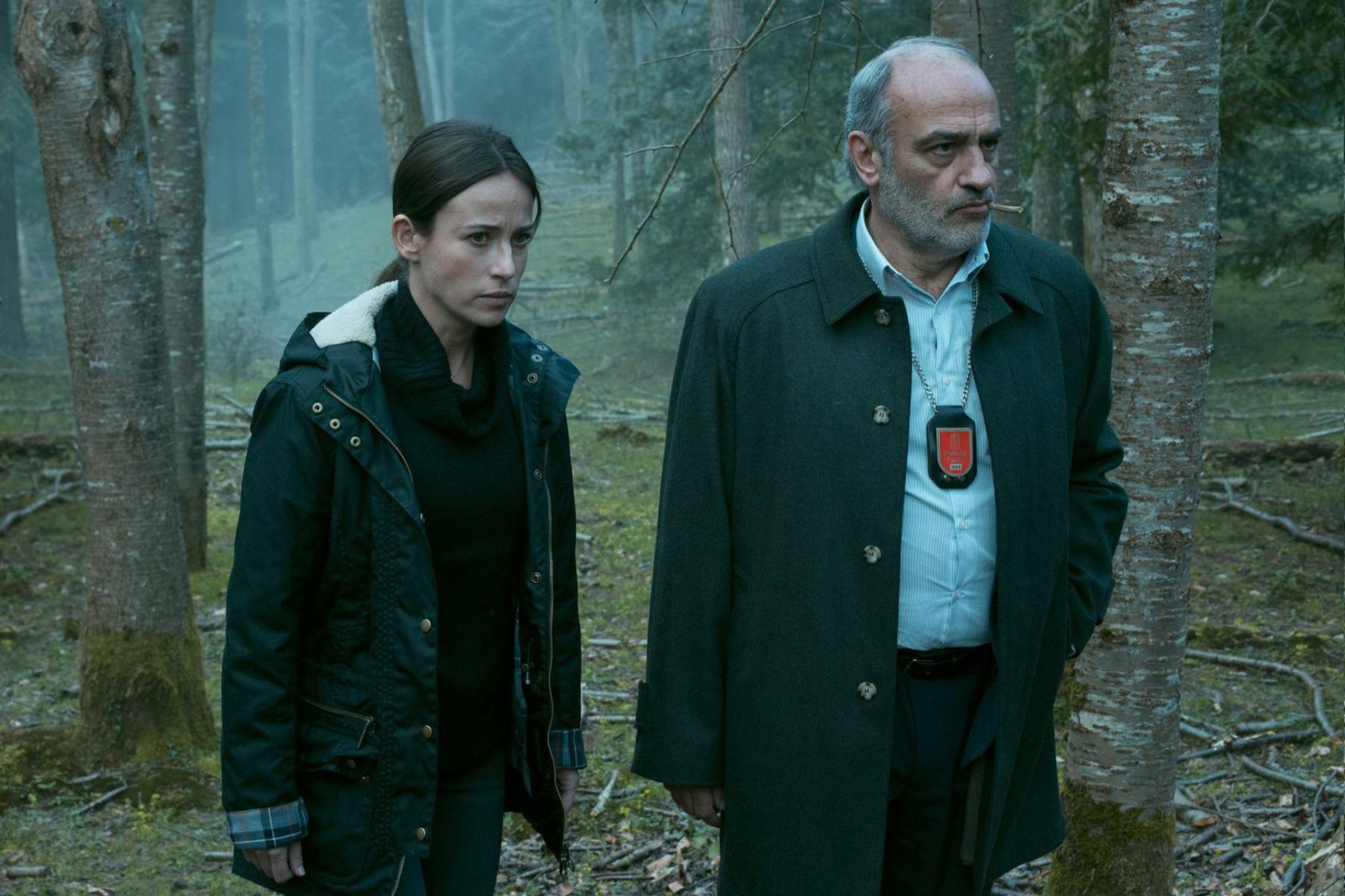 Sección visual de El guardián invisible - FilmAffinity